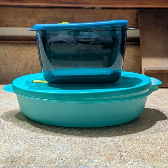 Kitchen | Teal And Blue Tupperware Containers | Poshmark